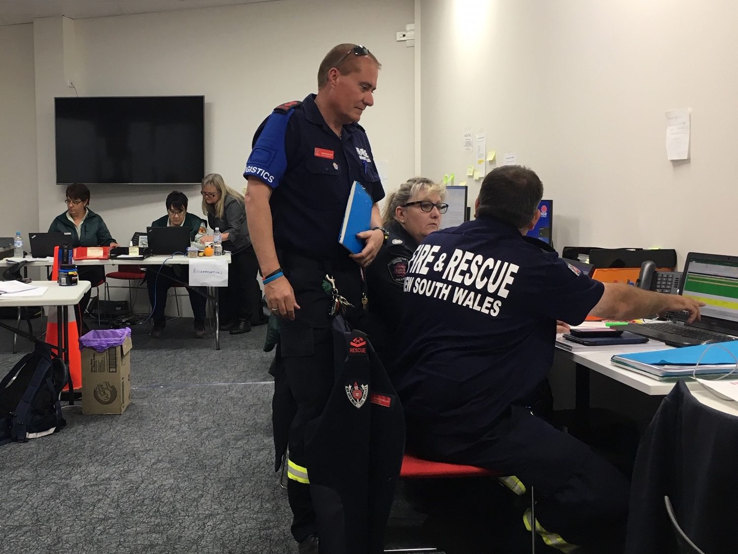 Firefighters battling bushfires across NSW - The Courier