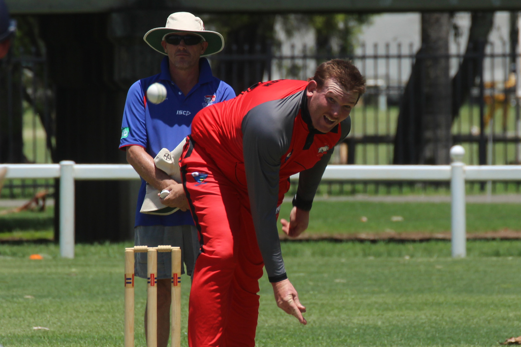 Razorbacks make it five from five to stay two wins in front - The Courier