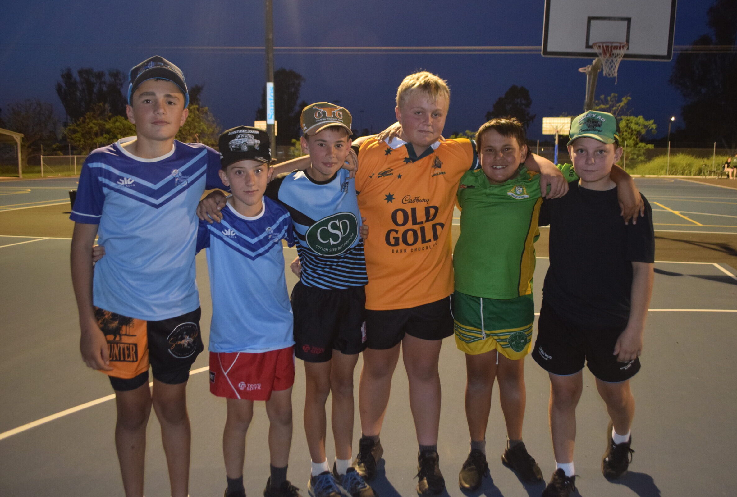 Twilight mixed netball competition a huge hit at the Bev Burrows Courts ...